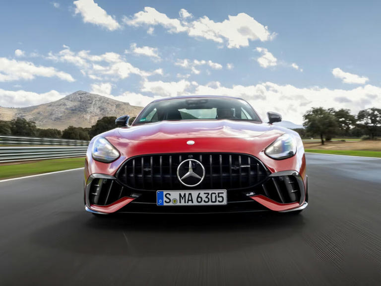 Mercedes-AMG GT63 Pro Hits the U.S. with V8 Power and Track-Ready Upgrades