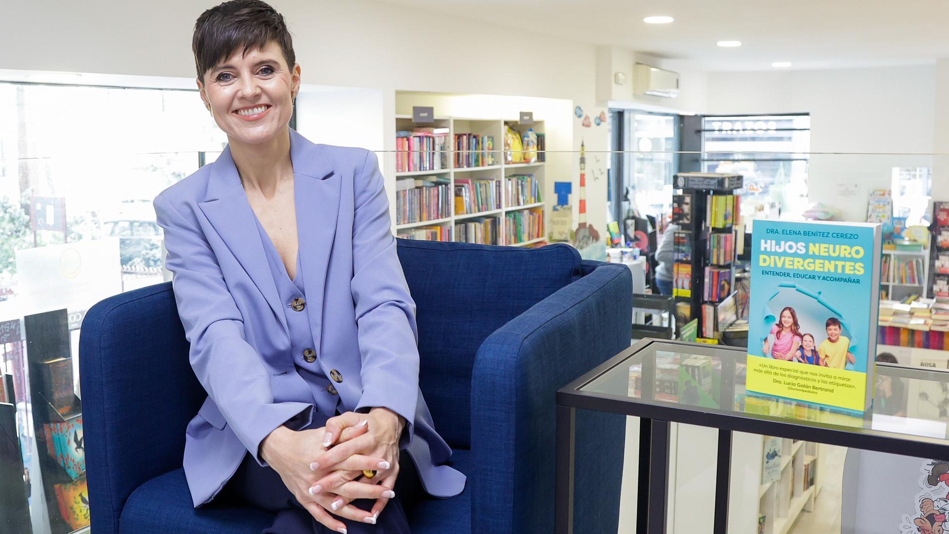 Elena Benítez, psiquiatra y madre de un niño con autismo y otro con ...