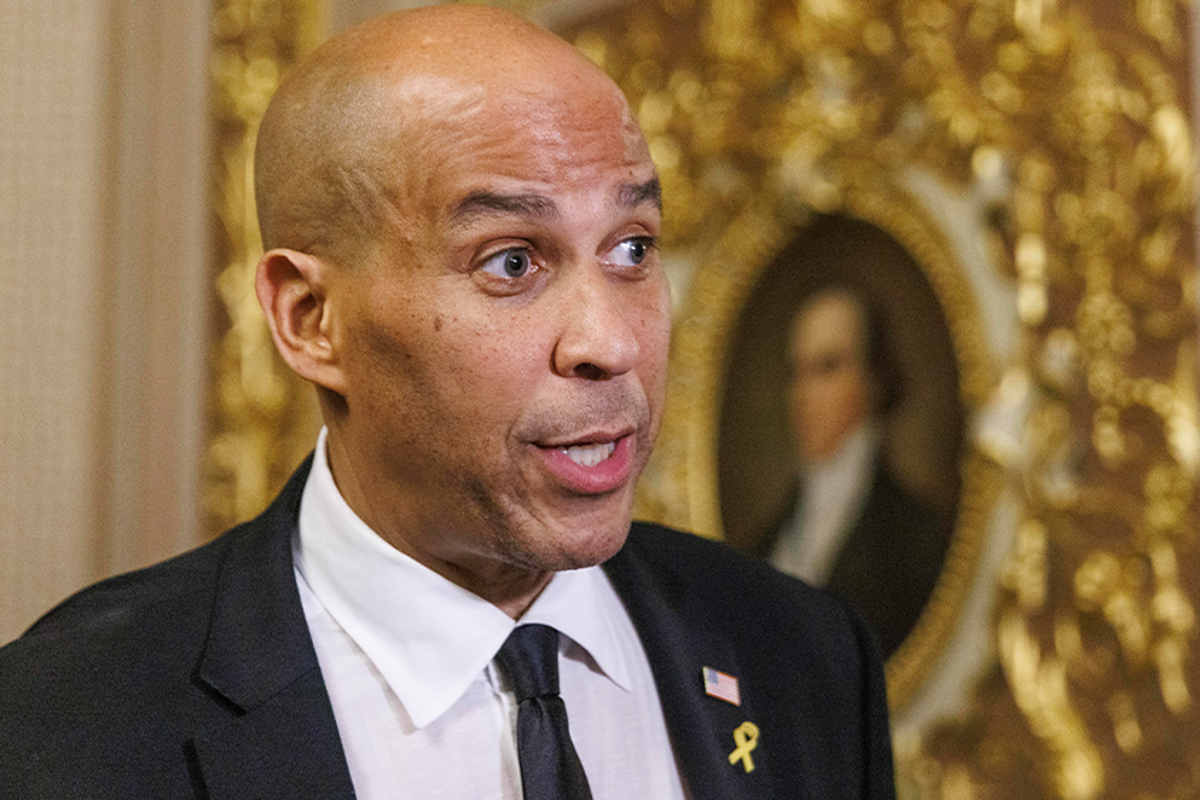 Watch moment Cory Booker breaks record for longest Senate speech in ...