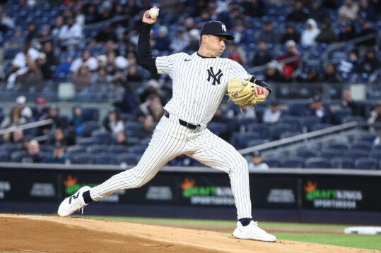 Yankees see flash of potential in struggling pitcher