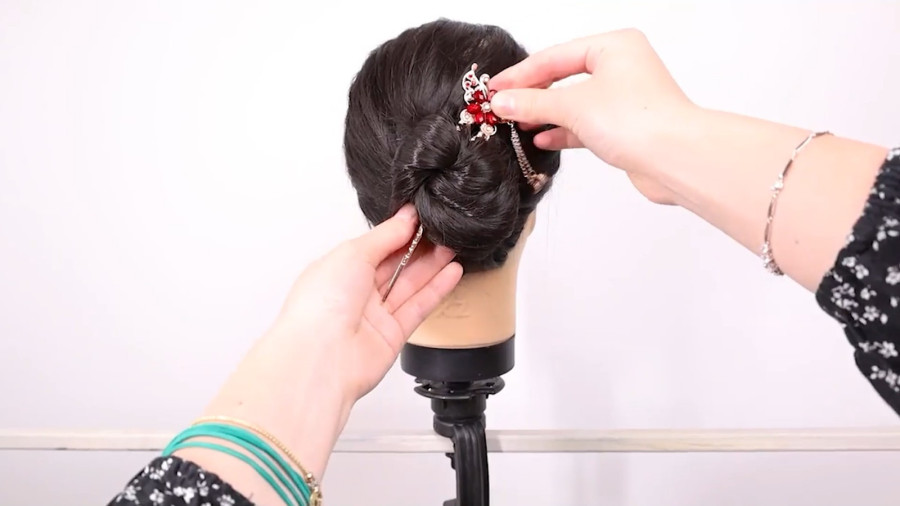 Beautiful Hairstyles done Easily