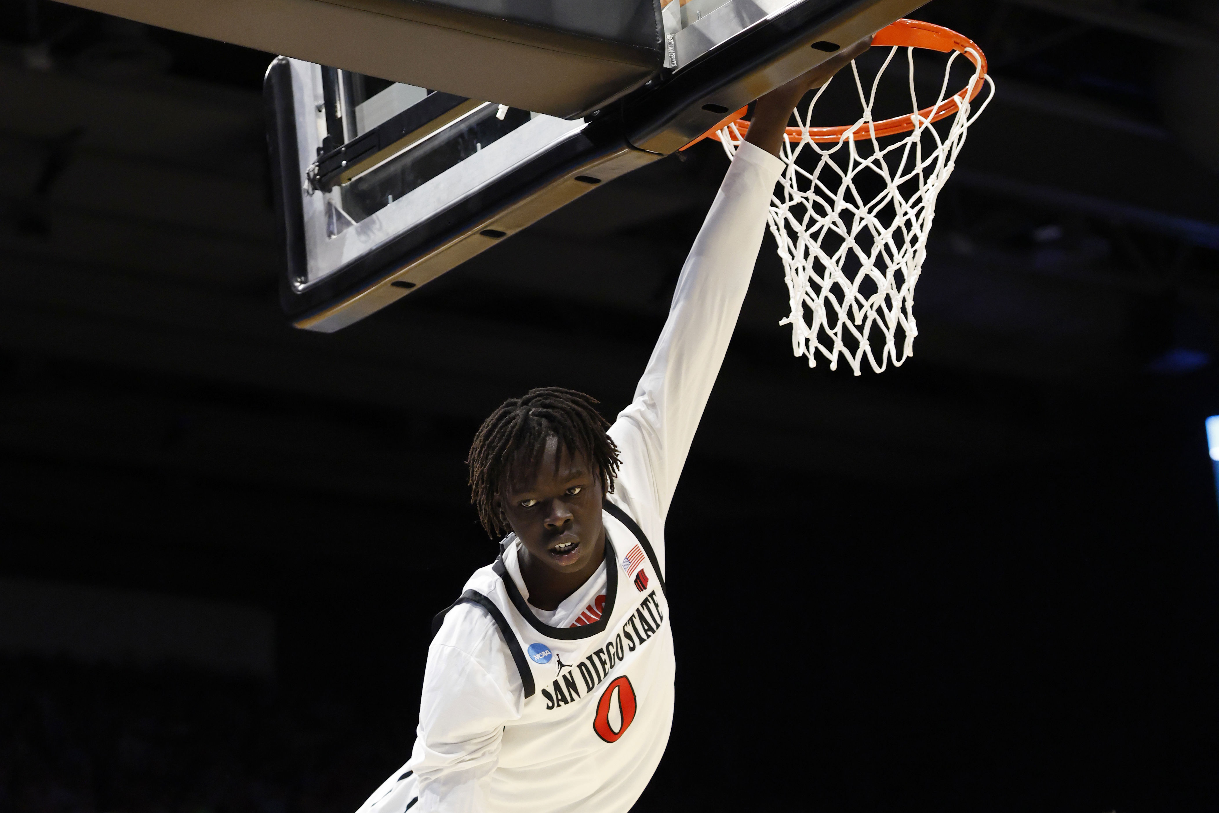 Magoon Gwath withdrawing from transfer portal, will pick Aztecs or NBA