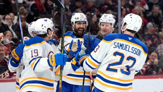 Sabres’ Josh Norris injured on face-off vs. Rangers