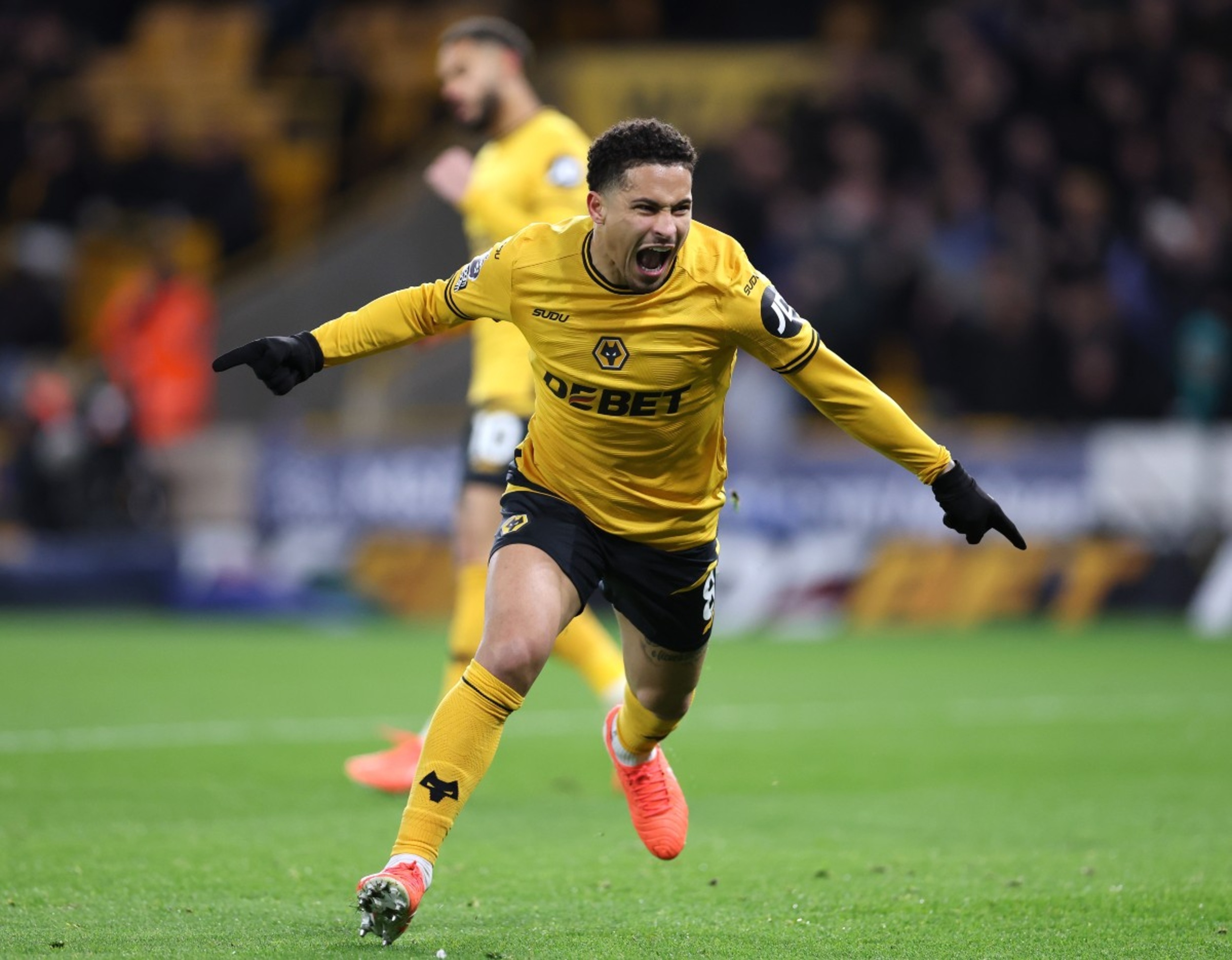 Man United involved in transfer battle with two Euro giants for ...