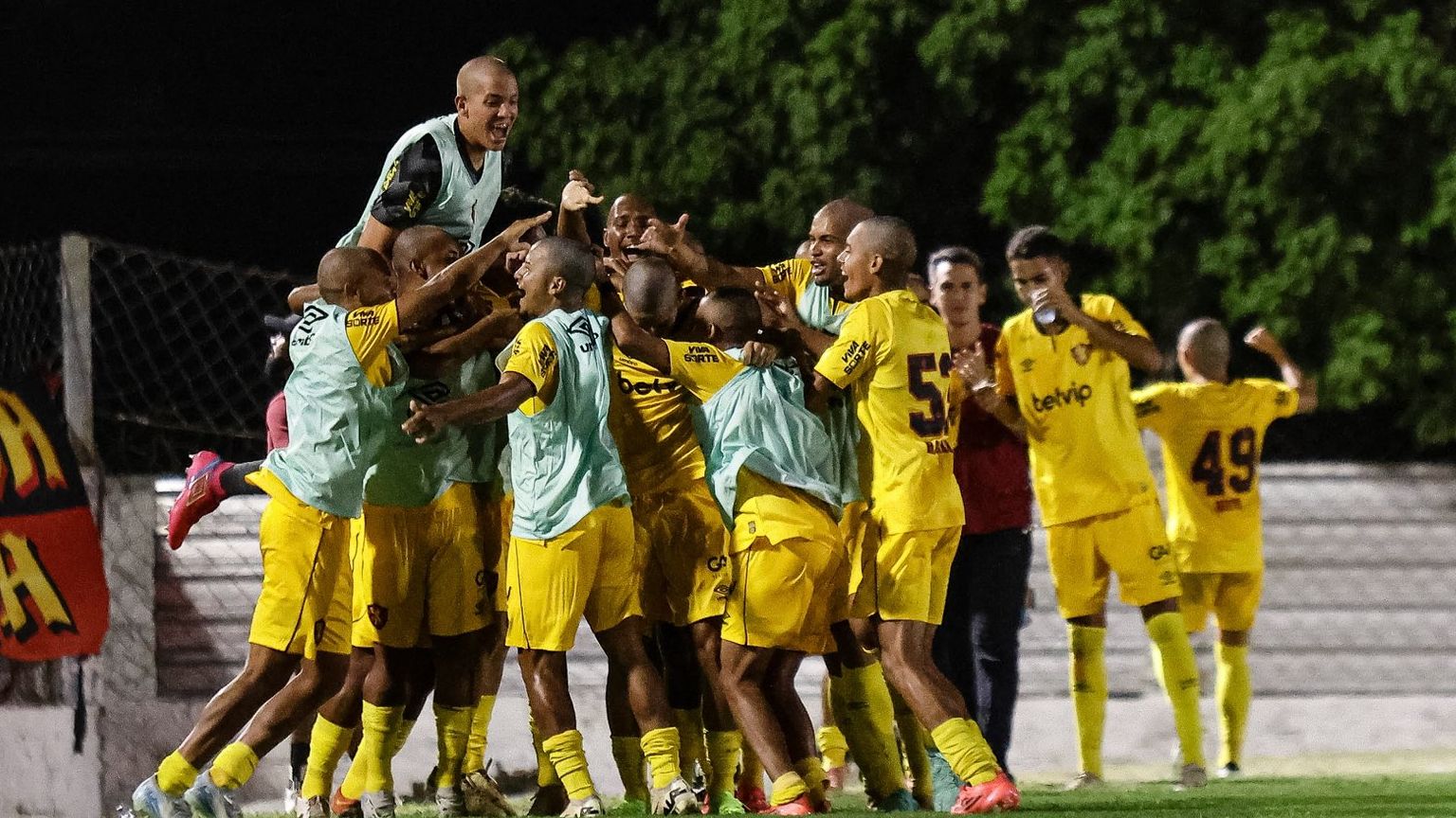 Onde assistir a Sport x Retrô ao vivo na internet e na TV, escalação ...