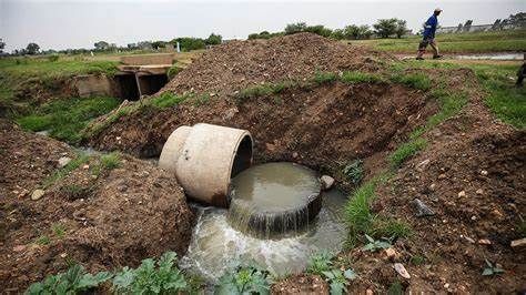 Fix the water infrastructure before cyanobacteria gets us!