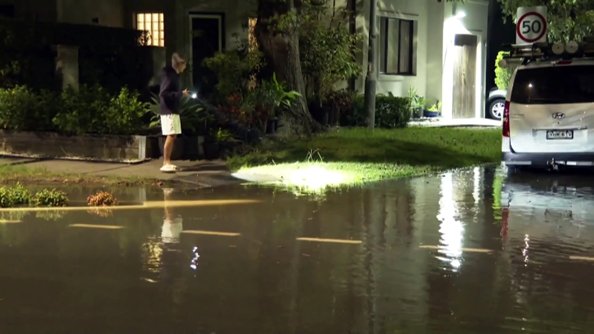 Parts of Sydney inundated by tidal surge causing minor damage