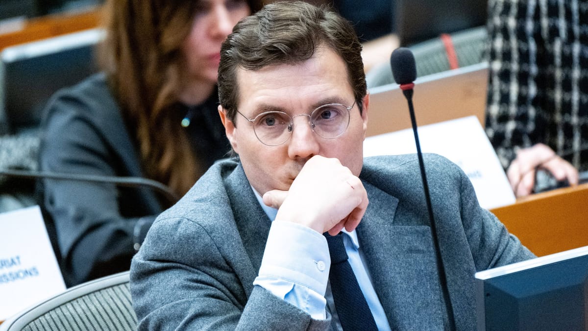 AfD-Politiker Alexander Sell beschäftigt Rechtsextremisten