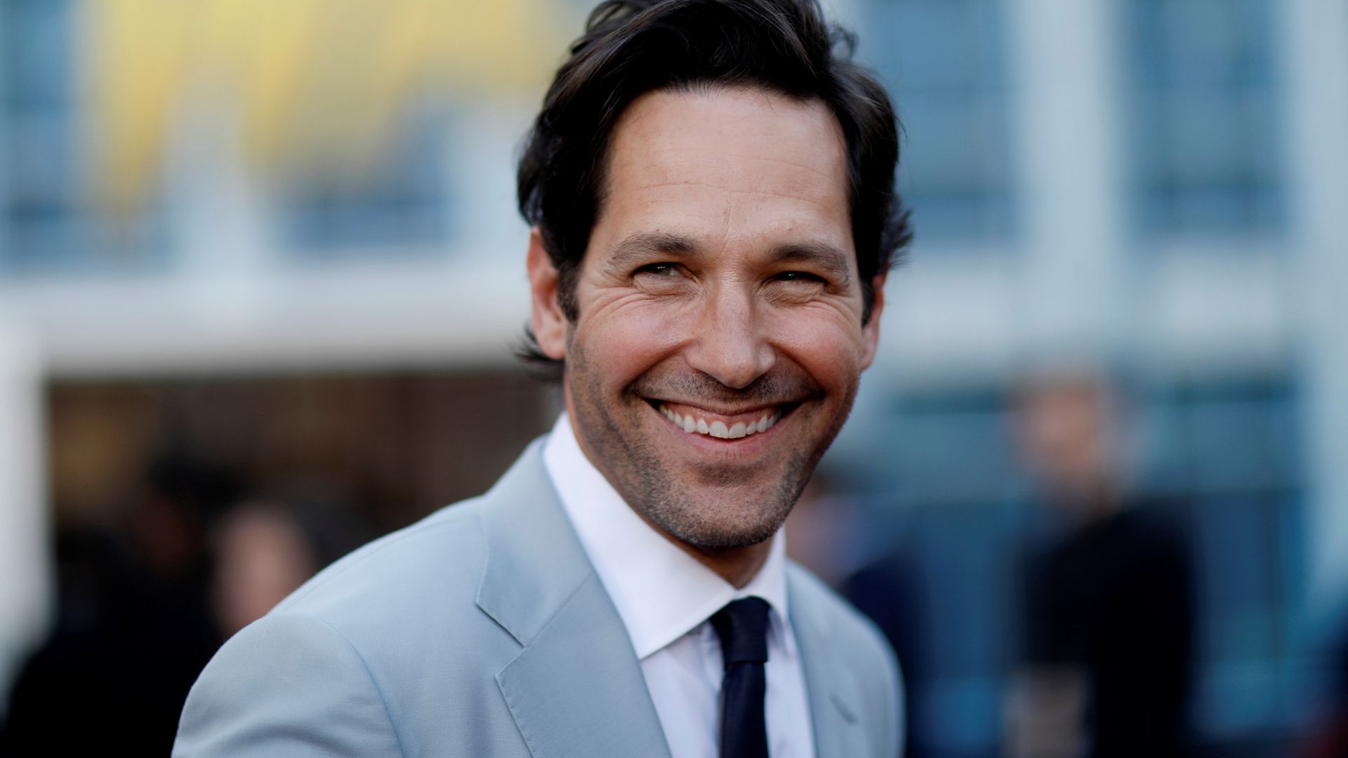 Paul Rudd wurde für Miley Cyrus bei SNL-Auftritt zum Fangirl