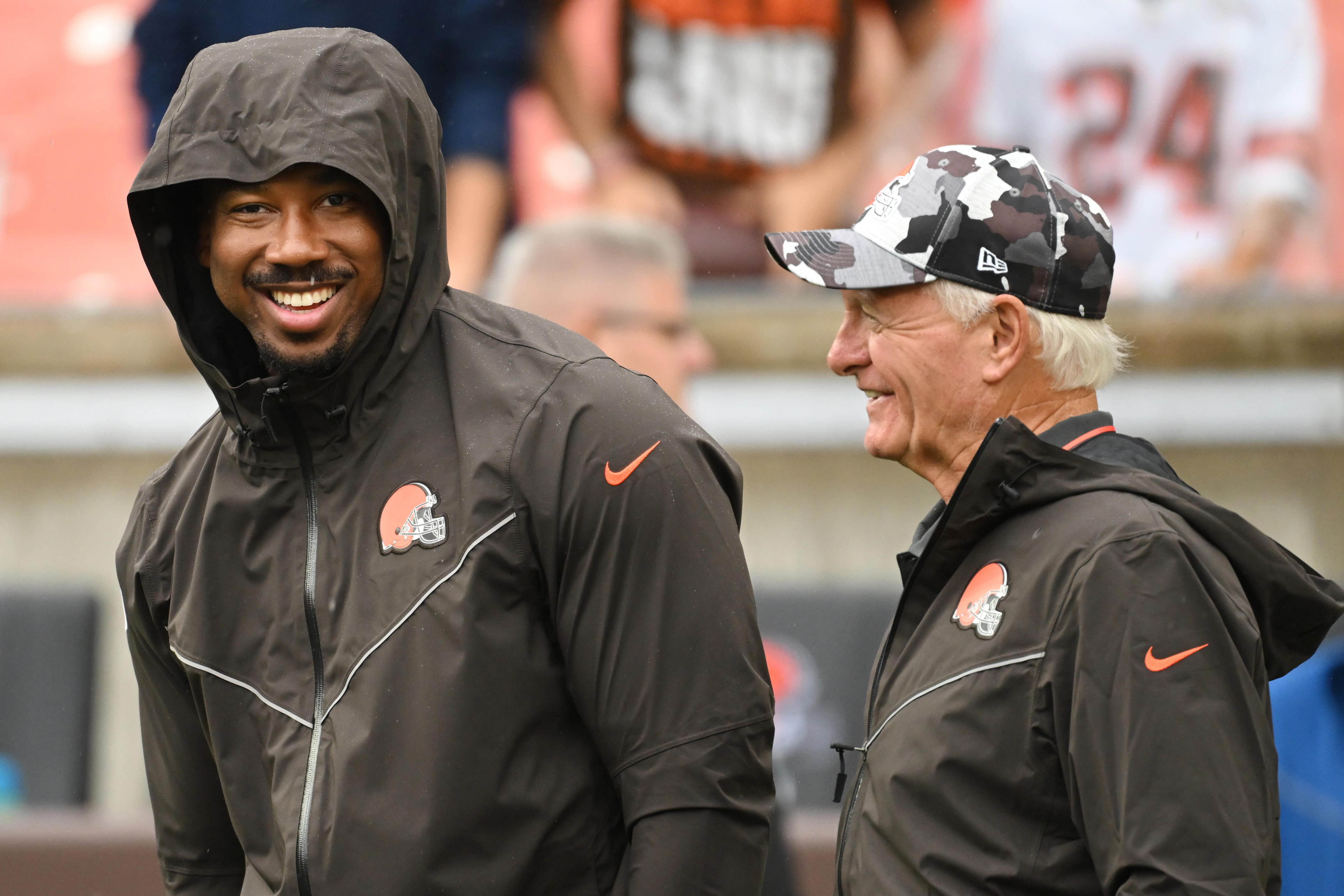 Myles Garrett 'all on board' with Browns only if commitment is to win