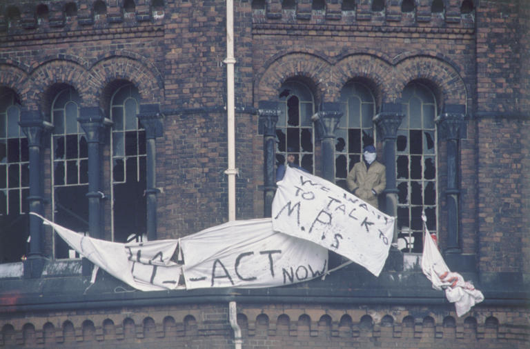 11 rare pictures of HMP Manchester when it was Strangeways Prison ...