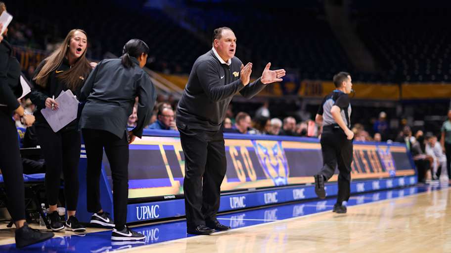 Pitt Women's Basketball Forward Departs for Transfer Portal