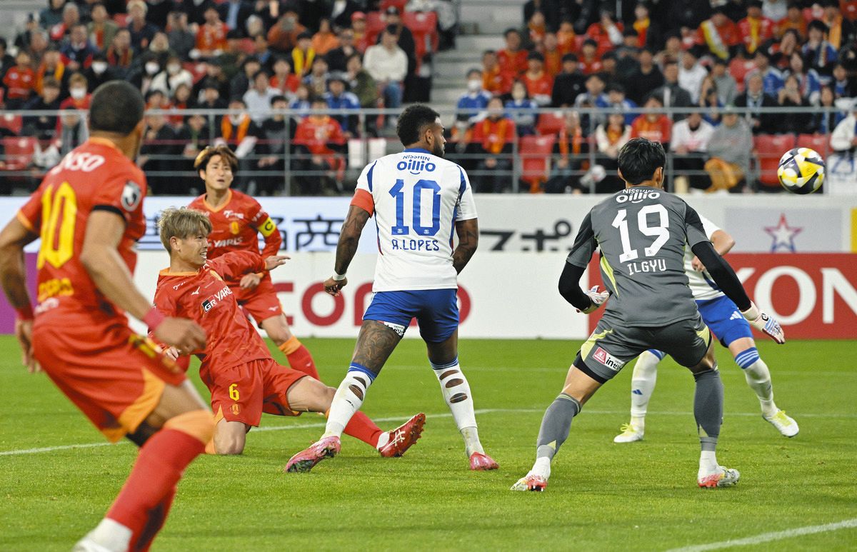 名古屋グランパス、DF河面旺成のJ1初ゴールで先制 CKからの流れでFWマテウスのシュートのこぼれ球に詰める