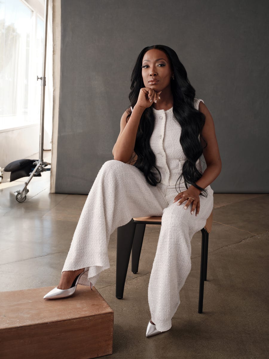 Blue Origin’s All-Female Flight Crew Isn’t Afraid to Take Up Space