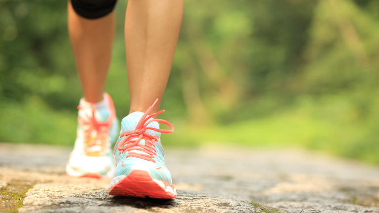 Forget 10,000 steps — try this 30-minute, doctor-approved walking workout
