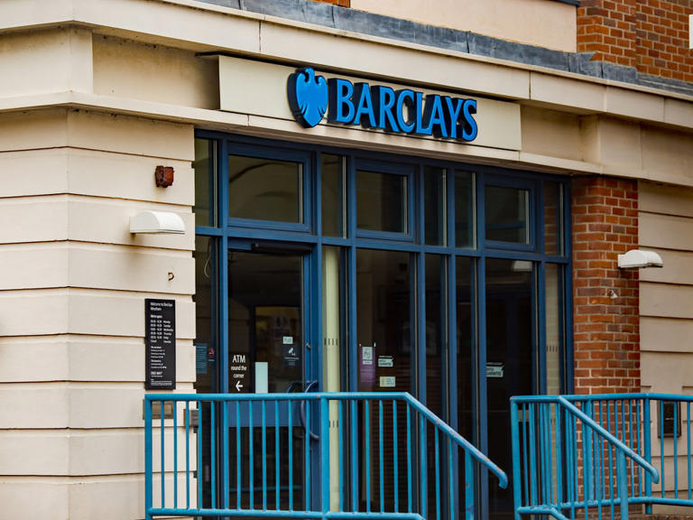Barclays share price has stalled: will it rise or fall in April?