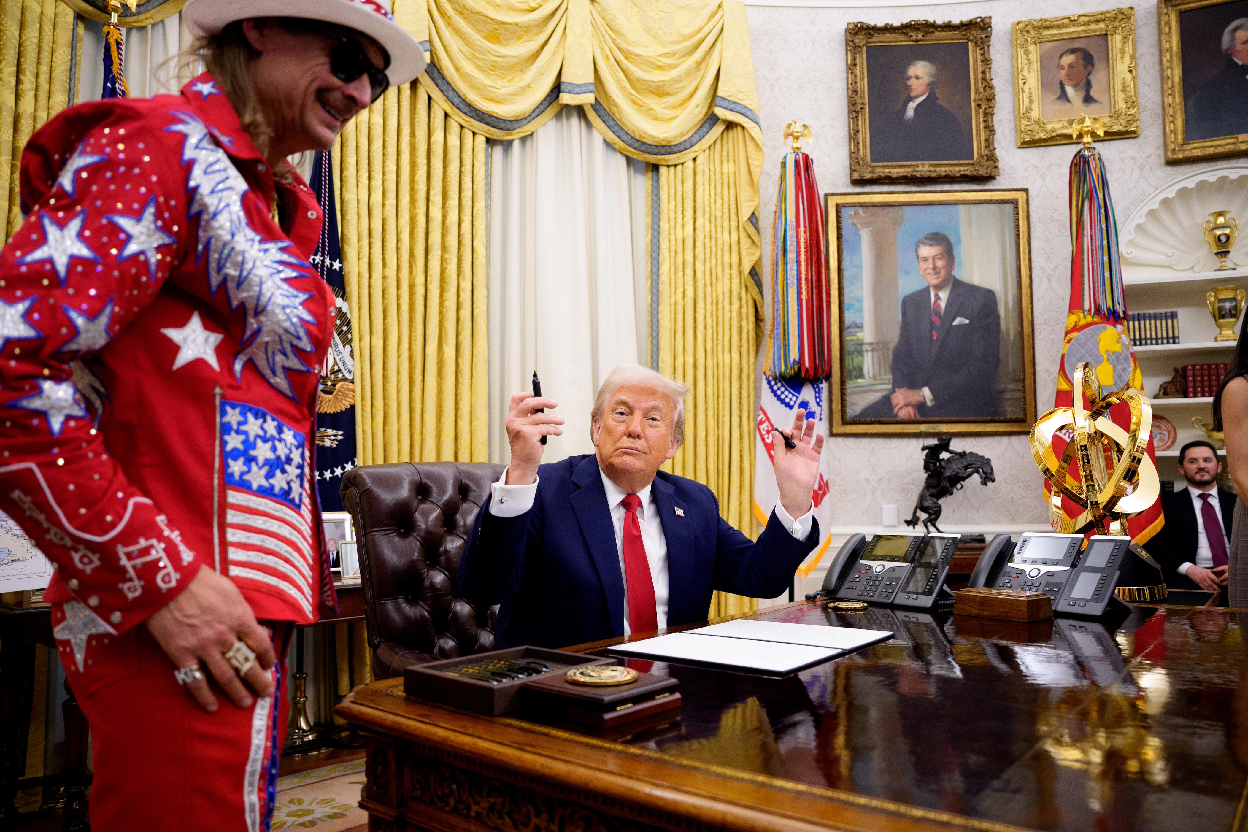 Kid Rock's Nashville restaurant gets Trump endorsement. Why president ...