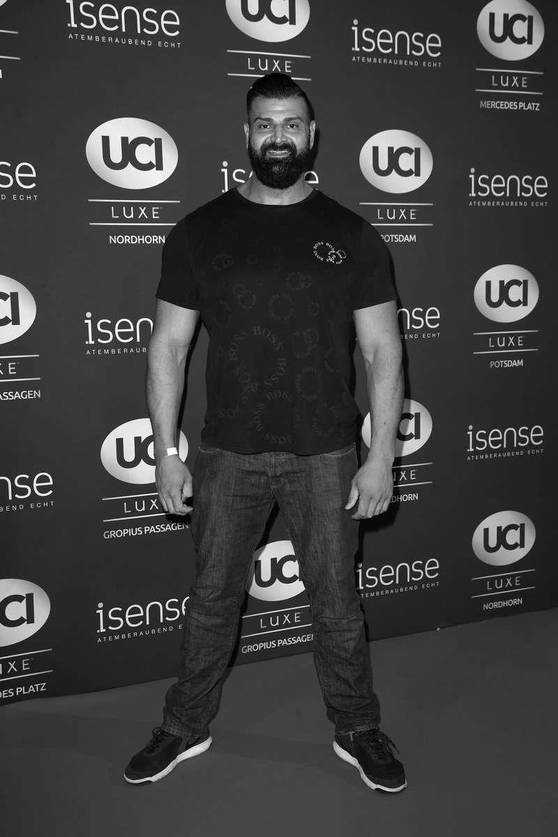 Herzinfarkt: Fitness-Influencer und Schauspieler Vittorio Pirbazari (44 ...