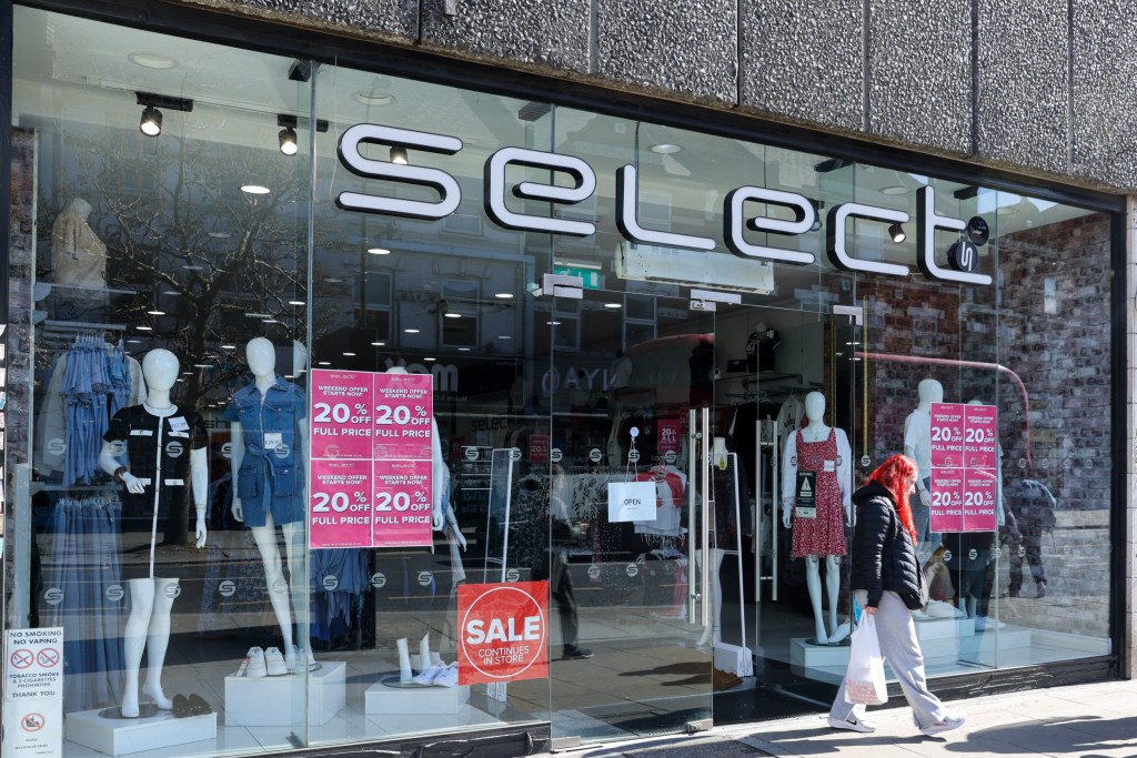 High street fashion chain Select ‘collapses’ after closing down 35 stores