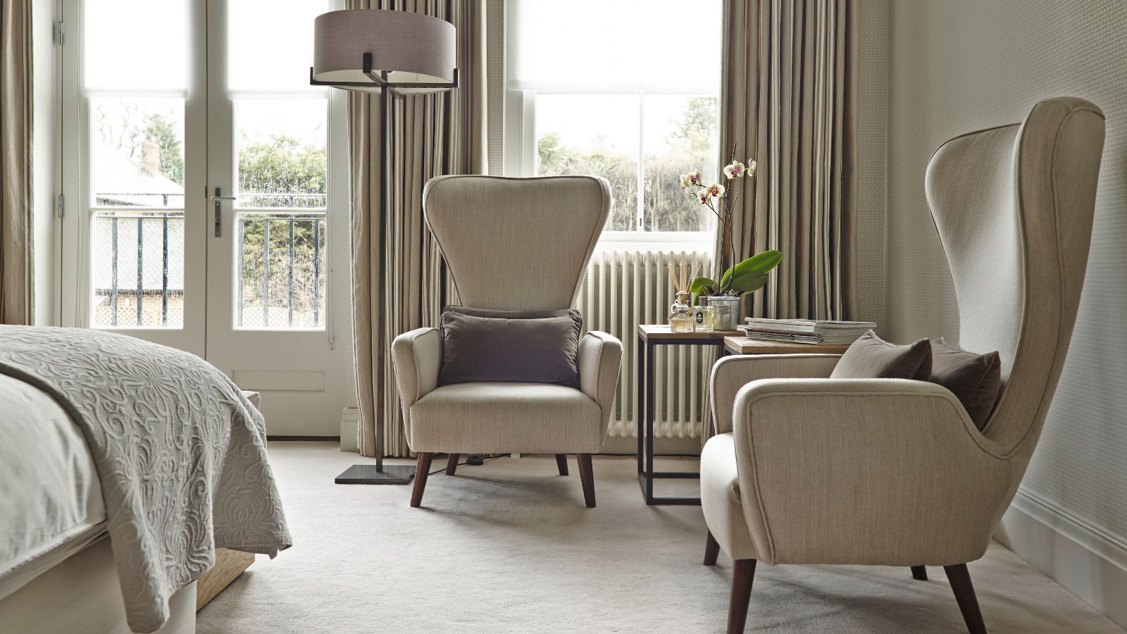 Why does my carpet feel damp? Property experts reveal the 3 causes and ...