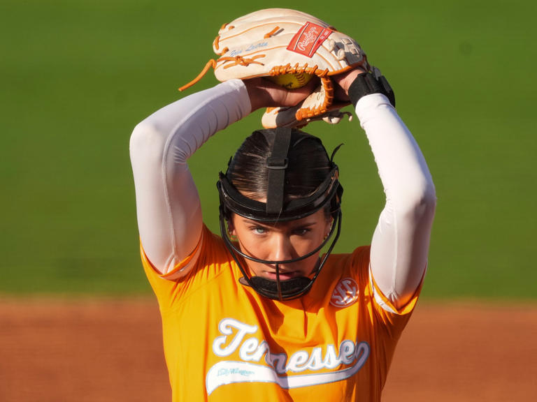 Erin Nuwer records career-high 12 strikeouts in Lady Vols' win against ...