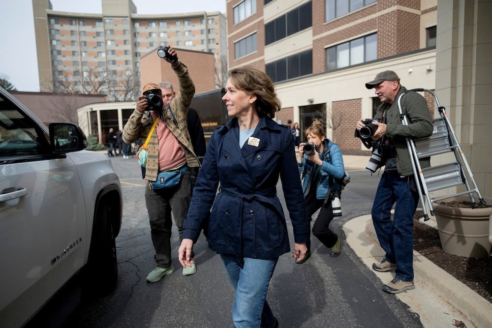 'Musk is the biggest loser': Social media erupts as Dem wins big in WI ...