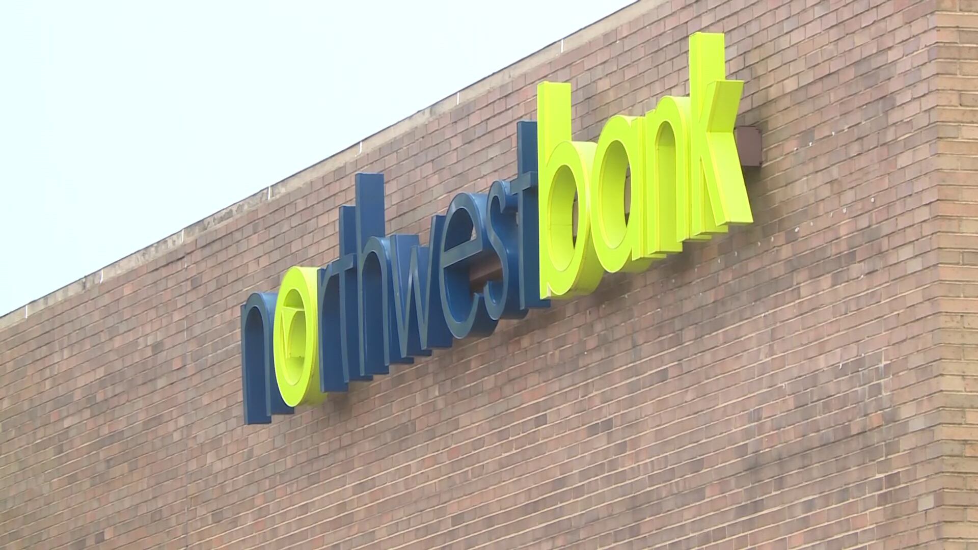 Northwest Bank of Rockford transitions to a division of Foresight Bank