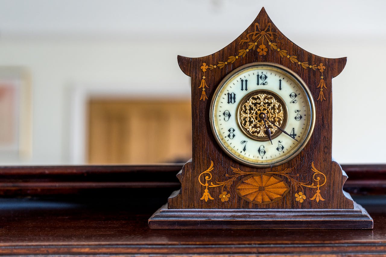 10 Things Grandma Used Every Day That Are Worth Big Bucks Today