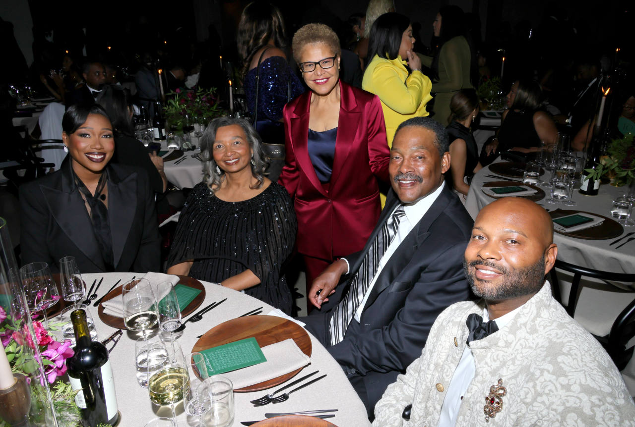 Junior Bridgeman, Who Made a Fortune After Retiring From Basketball ...