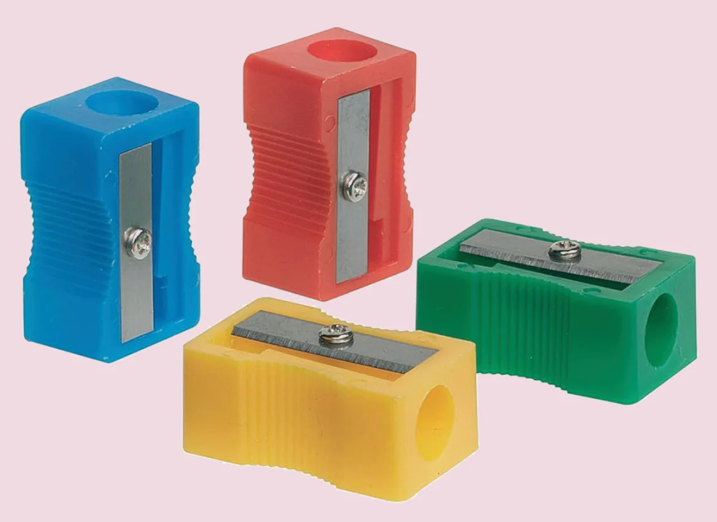 17 Nostalgic Things Every 90s Kid Had in Their School Backpack