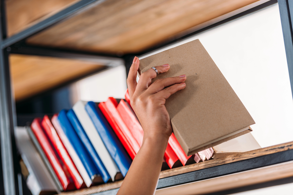 15 Easy Decluttering Wins For Busy Families