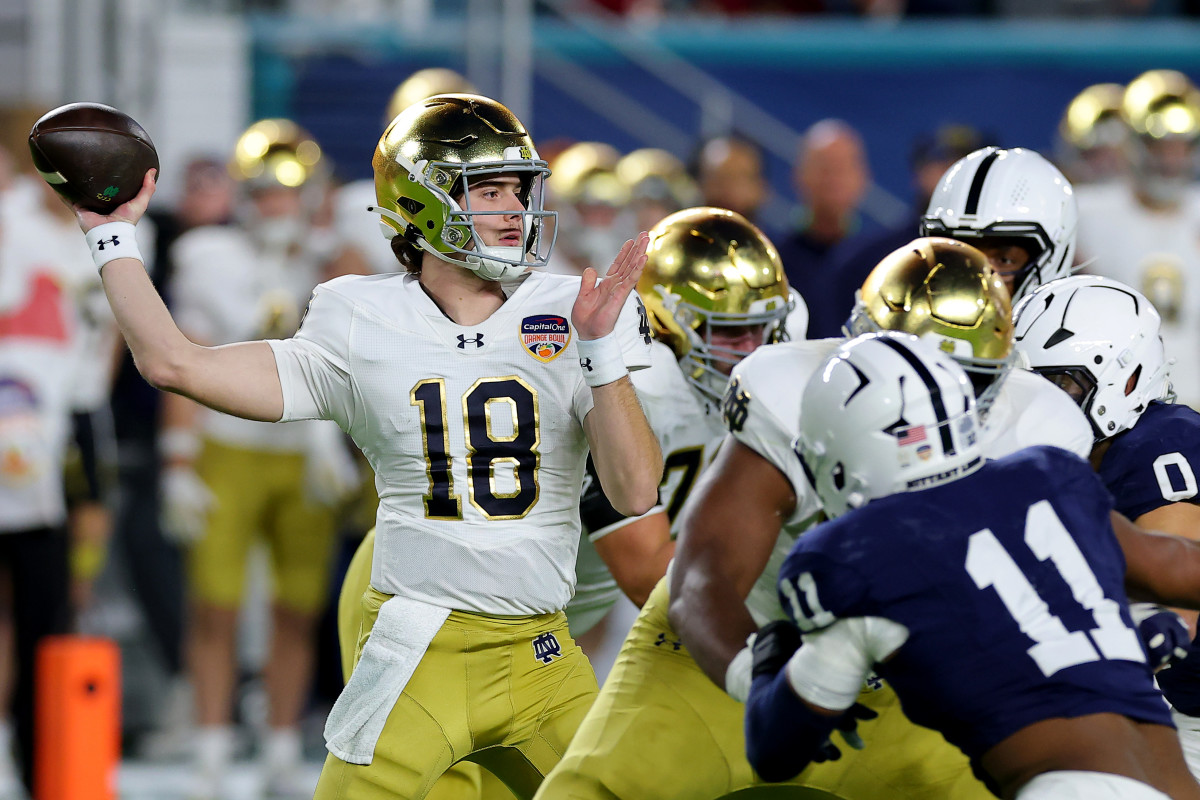 Notre Dame Transfer Quarterback Schedules Major Visit