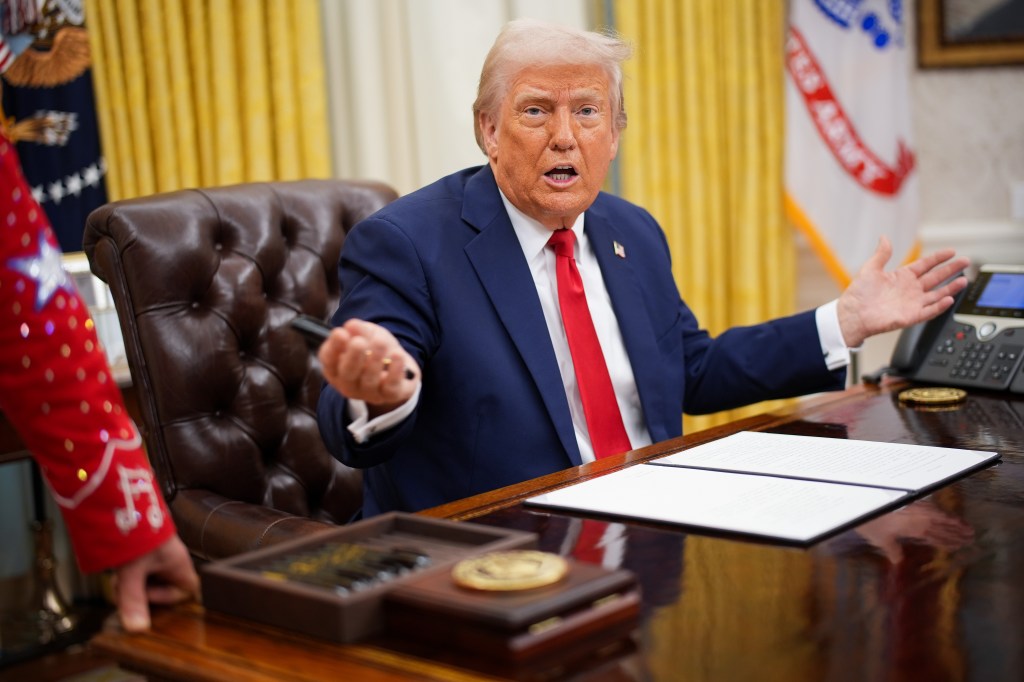 Trump blasts 4 GOP senators over possibly scrapping Canada tariffs ...