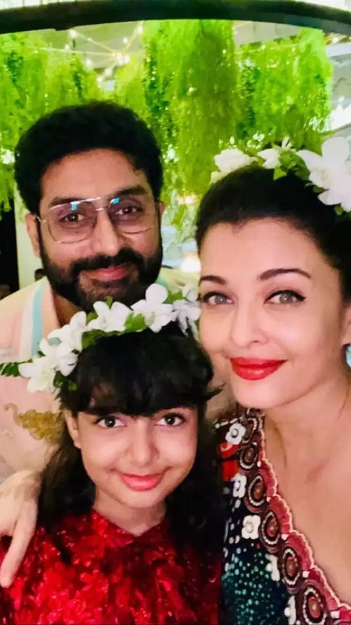 Abhishek Bachchan and Aishwarya Rai Bachchan's Perfect Family Moments with Aaradhya