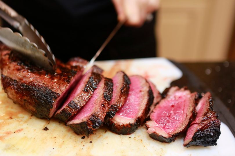 Professional chef's seasoning method makes steak taste 'restaurant quality'
