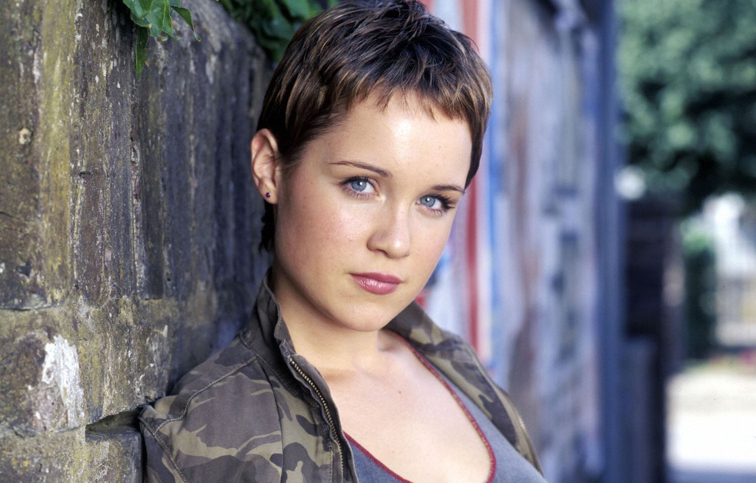 Original Vicki Fowler star looks totally different 21 years on from ...