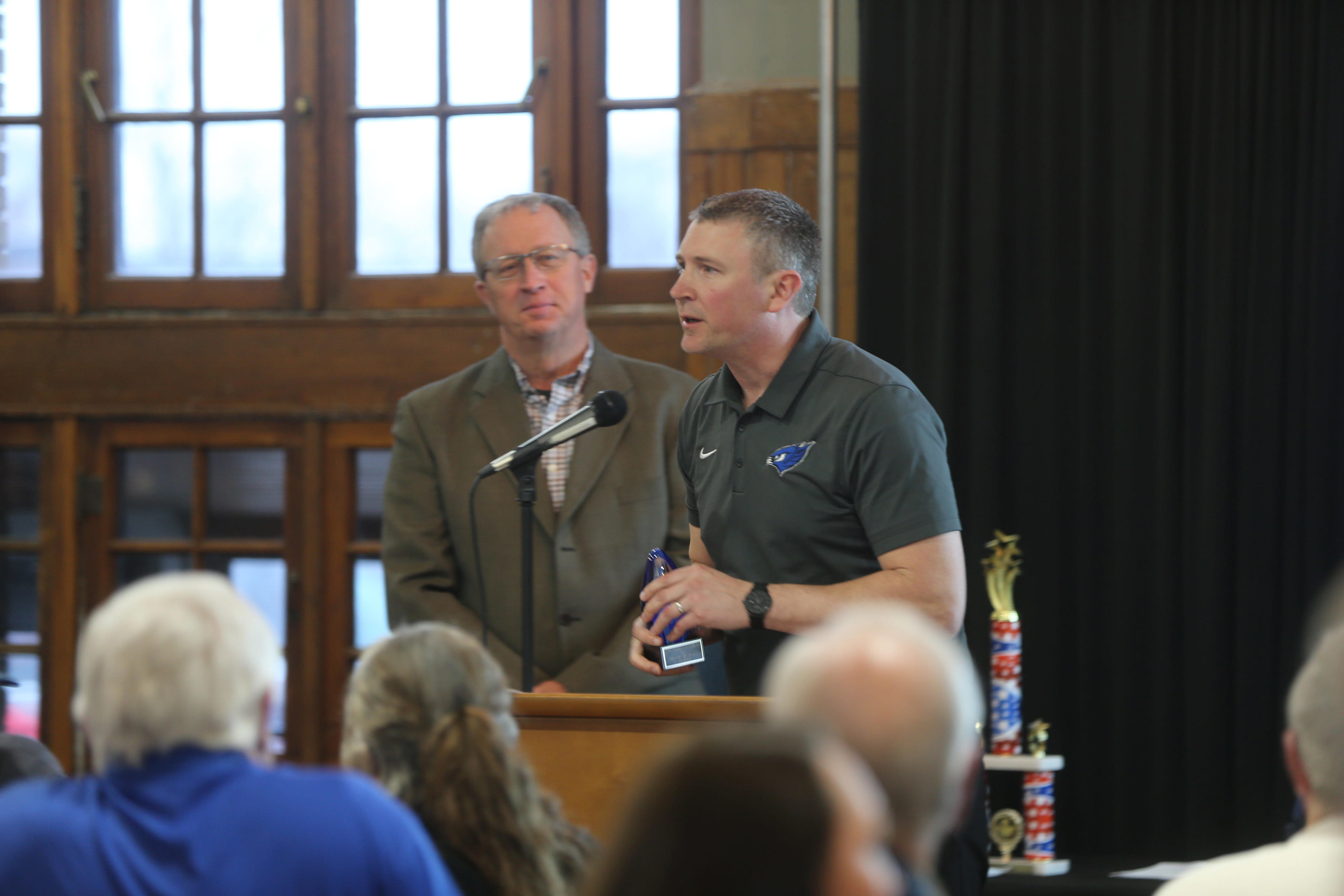 Perry Chamber hands out ambassador, volunteer, business of the year awards