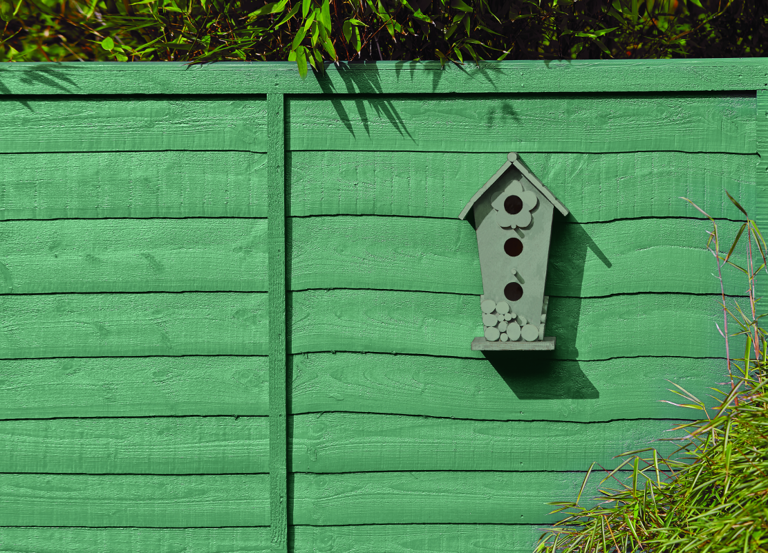 15 Backyard Fence Ideas For Privacy in Style