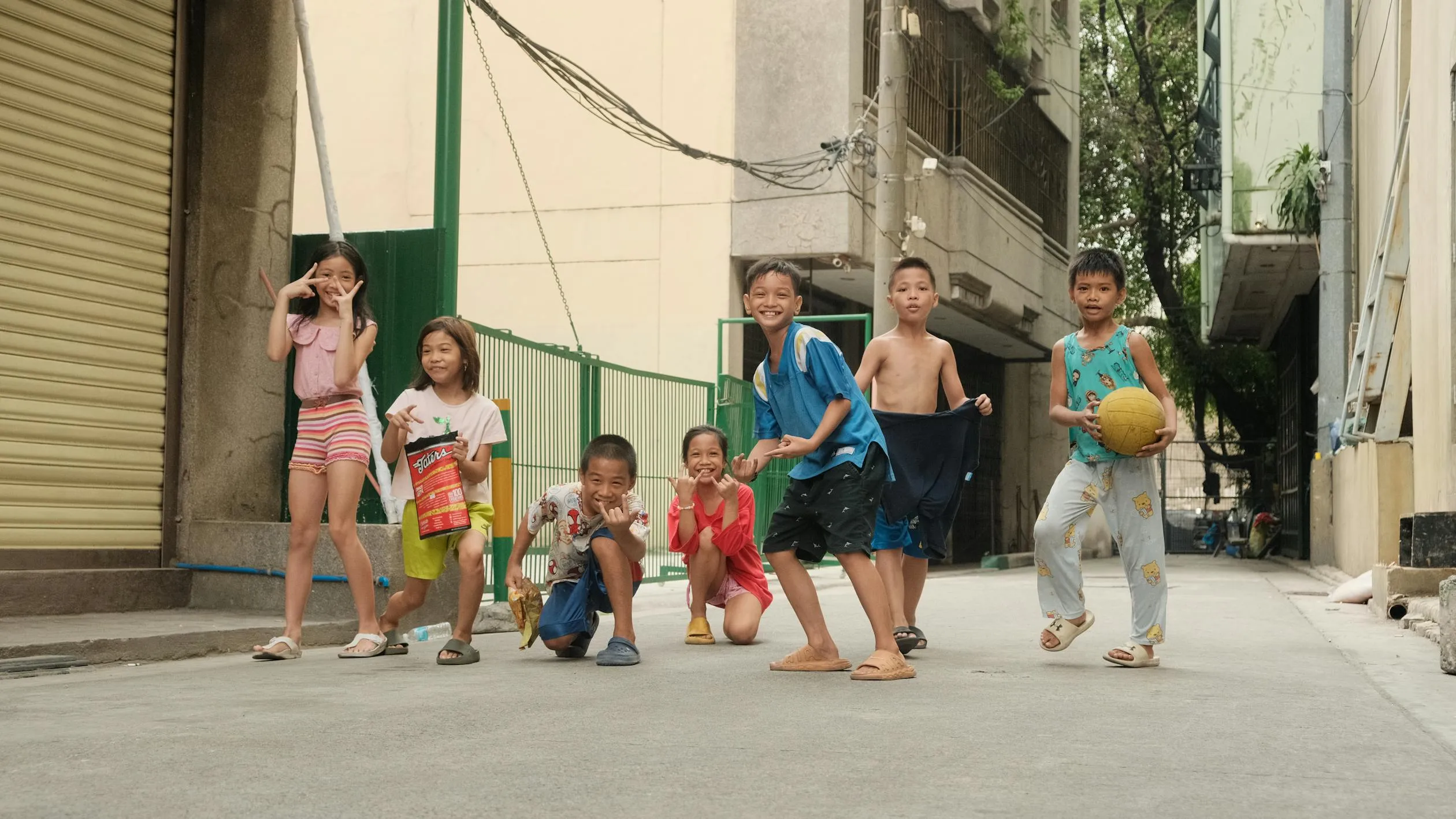 15 Urban Legends We Believed as Kids That Were Kind Of True