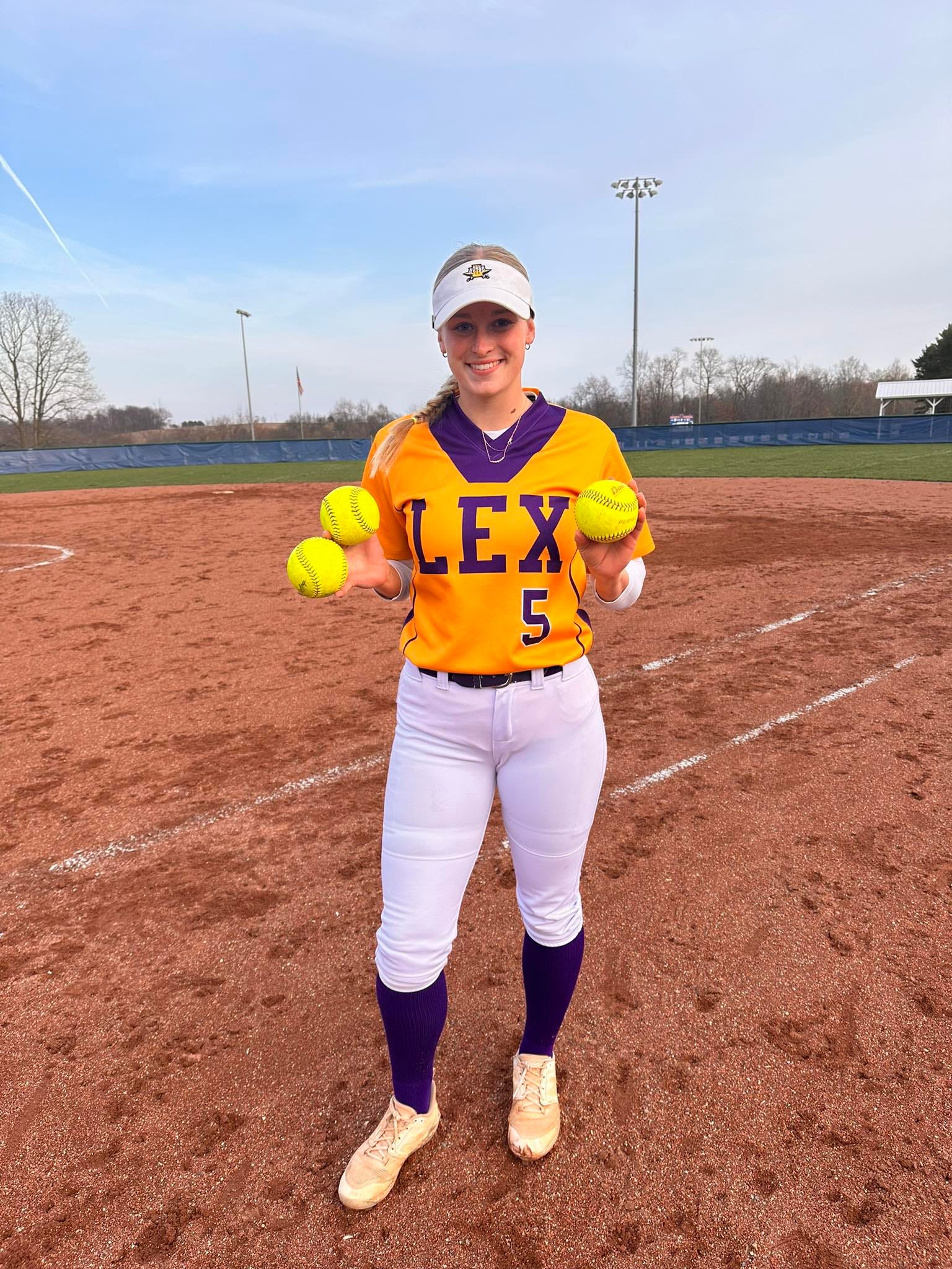 Chapman becomes 136th player to club three homers in a single game in ...