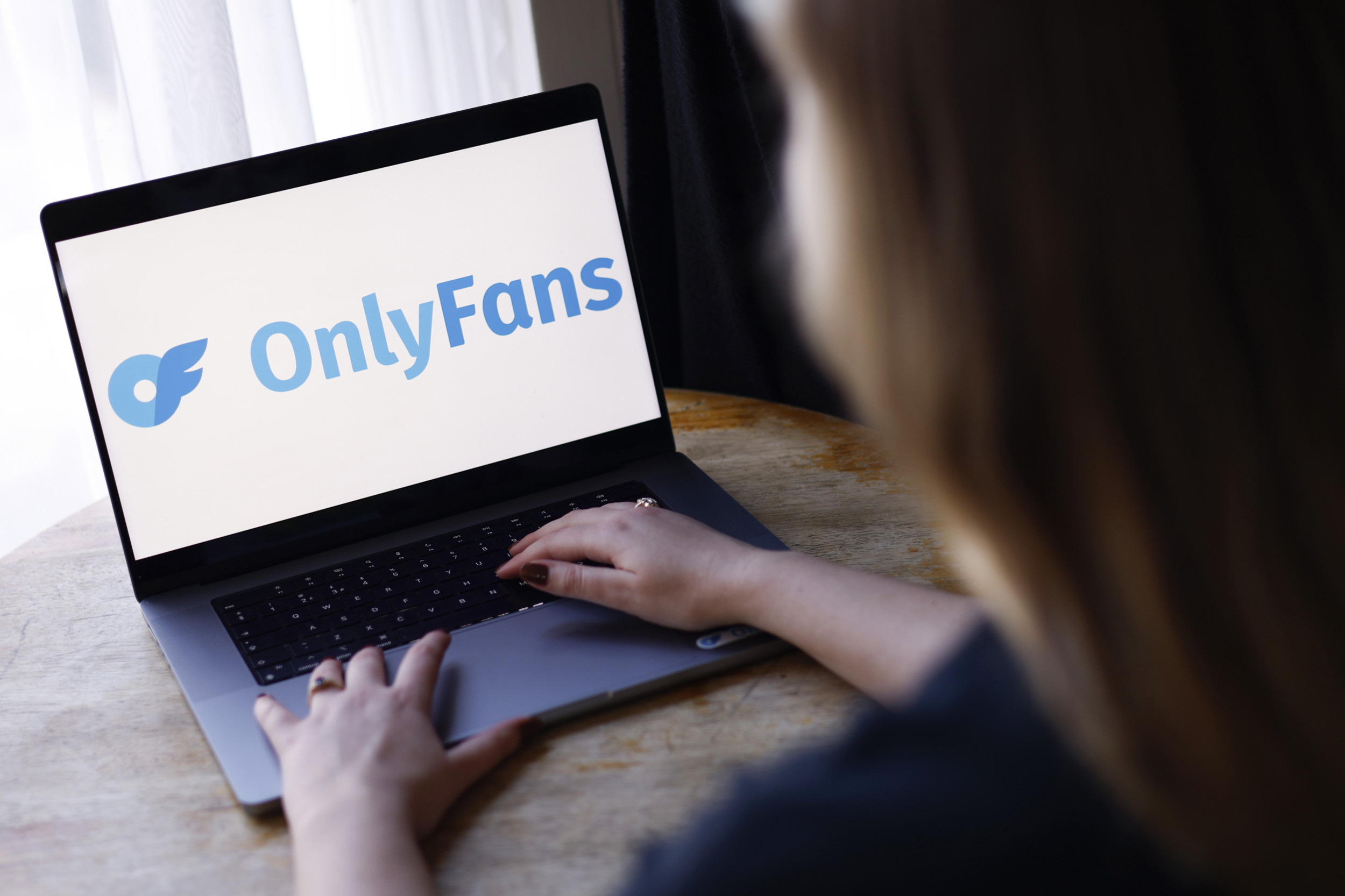 Illinois Men Sue OnlyFans for 'Deception' of Chat With Models