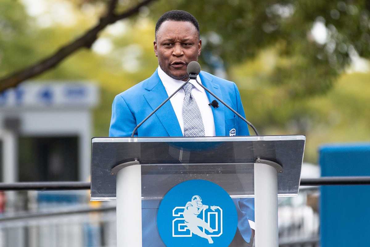 Hall of Famer Barry Sanders says former Alabama star must make Mount ...
