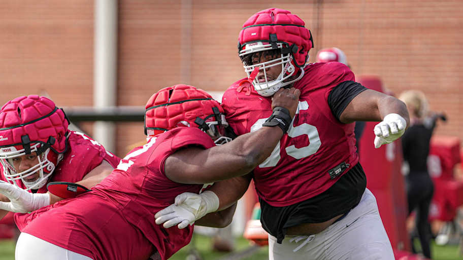 Biggest Question on Razorbacks' Defensive Line Obvious