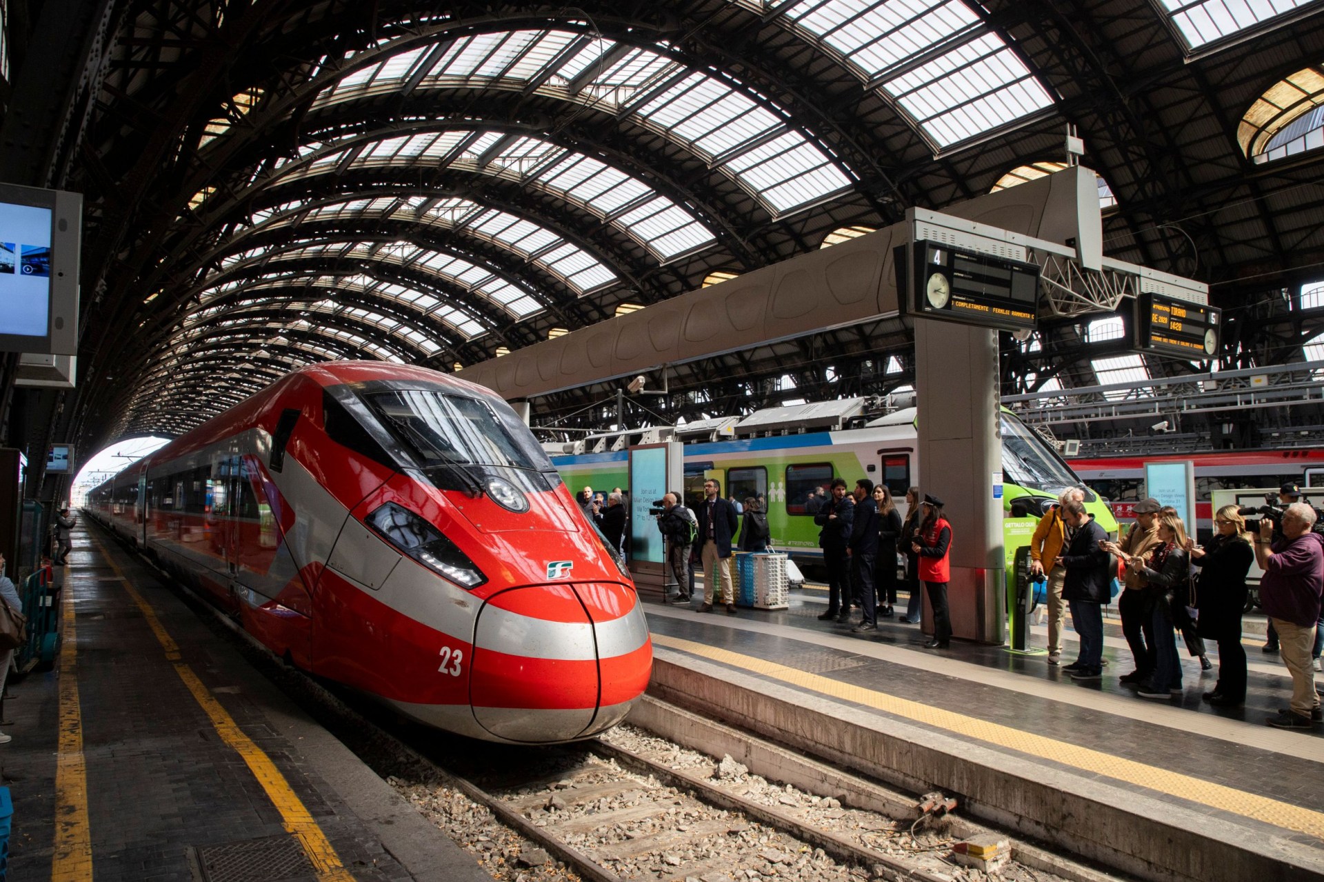 Eurostar rival unveils new route to Paris — with one major difference