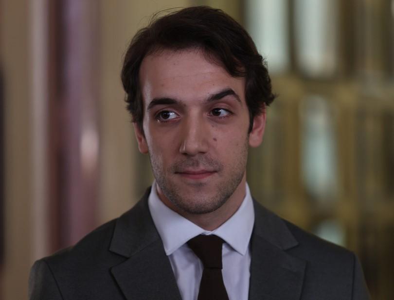 İnci Taneleri'nde bir gizem daha çözülüyor... İşte Azem'in oğlu Ferda!