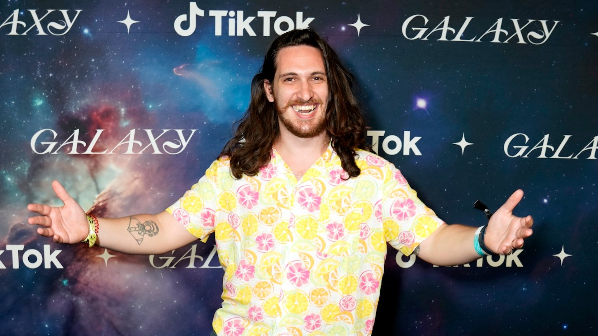 Influencer Diagnosed With Stomach Cancer After Daughter's Death in Utero