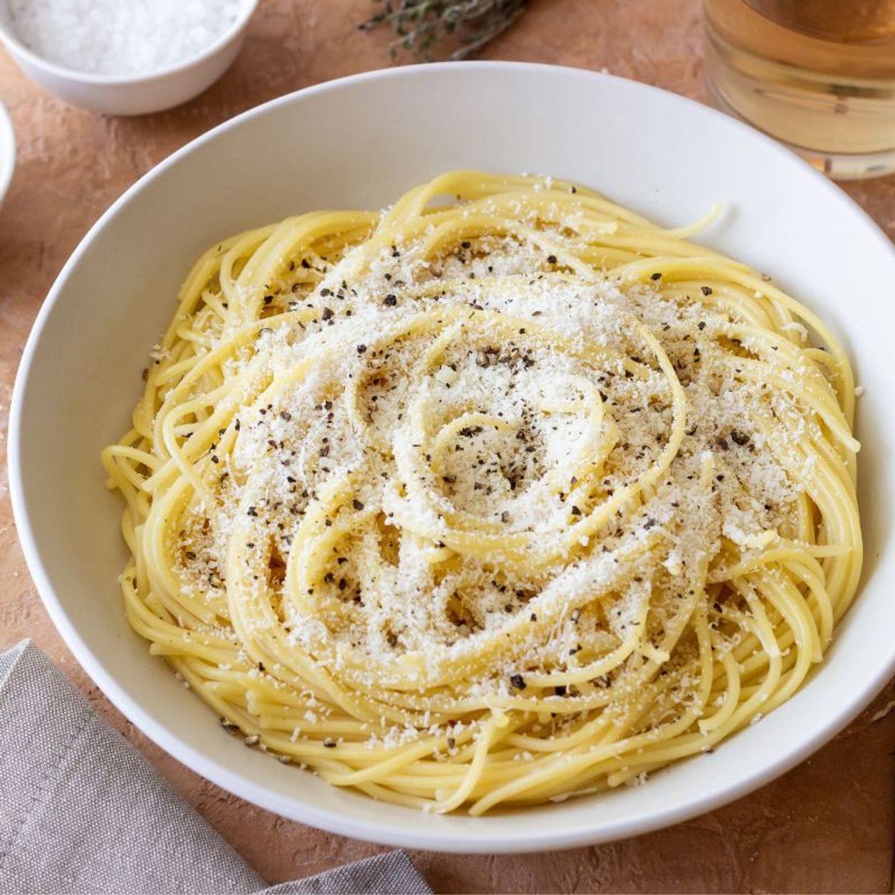 Ce plat de pâtes est l'un des favoris des Italiens : il se prépare en 5 ...
