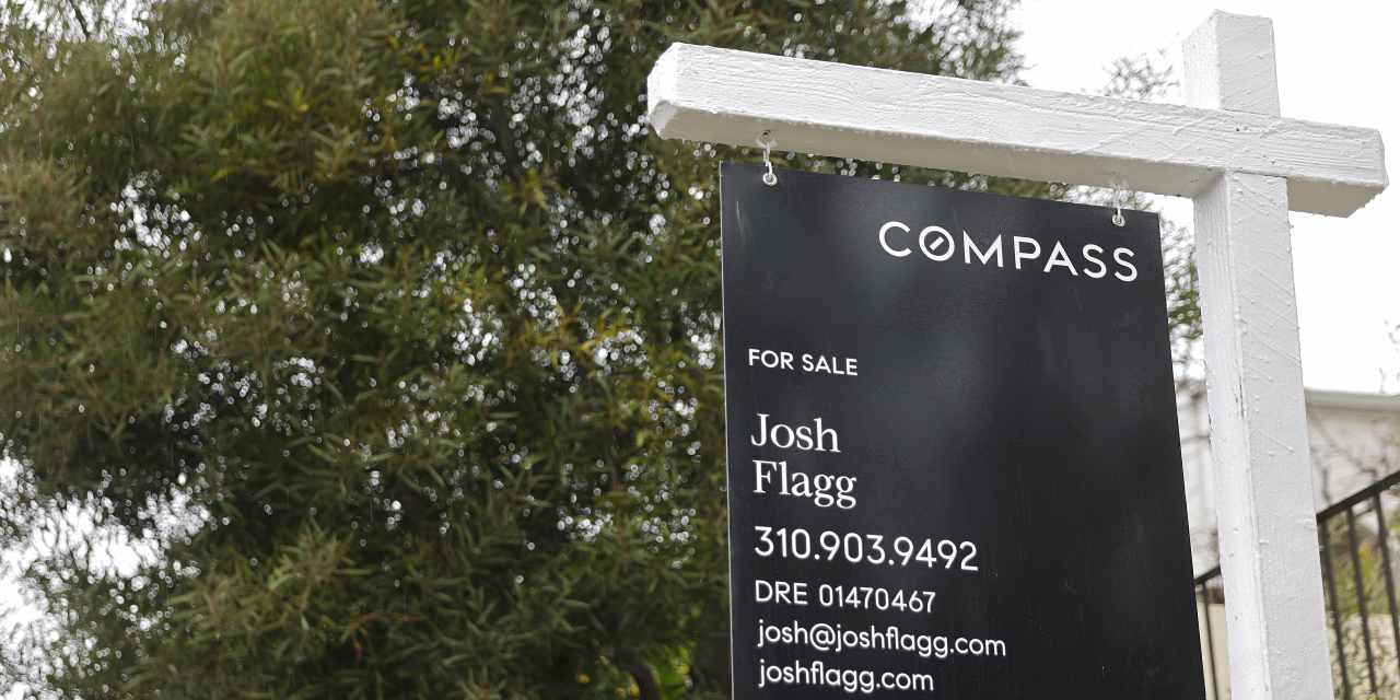 Homeowners and home buyers seize a brief — but steep — drop in mortgage ...