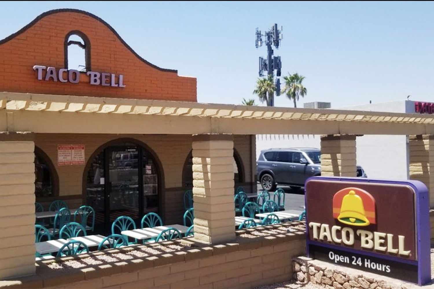 California-born chain to shutter one of its original restaurants after 60 years