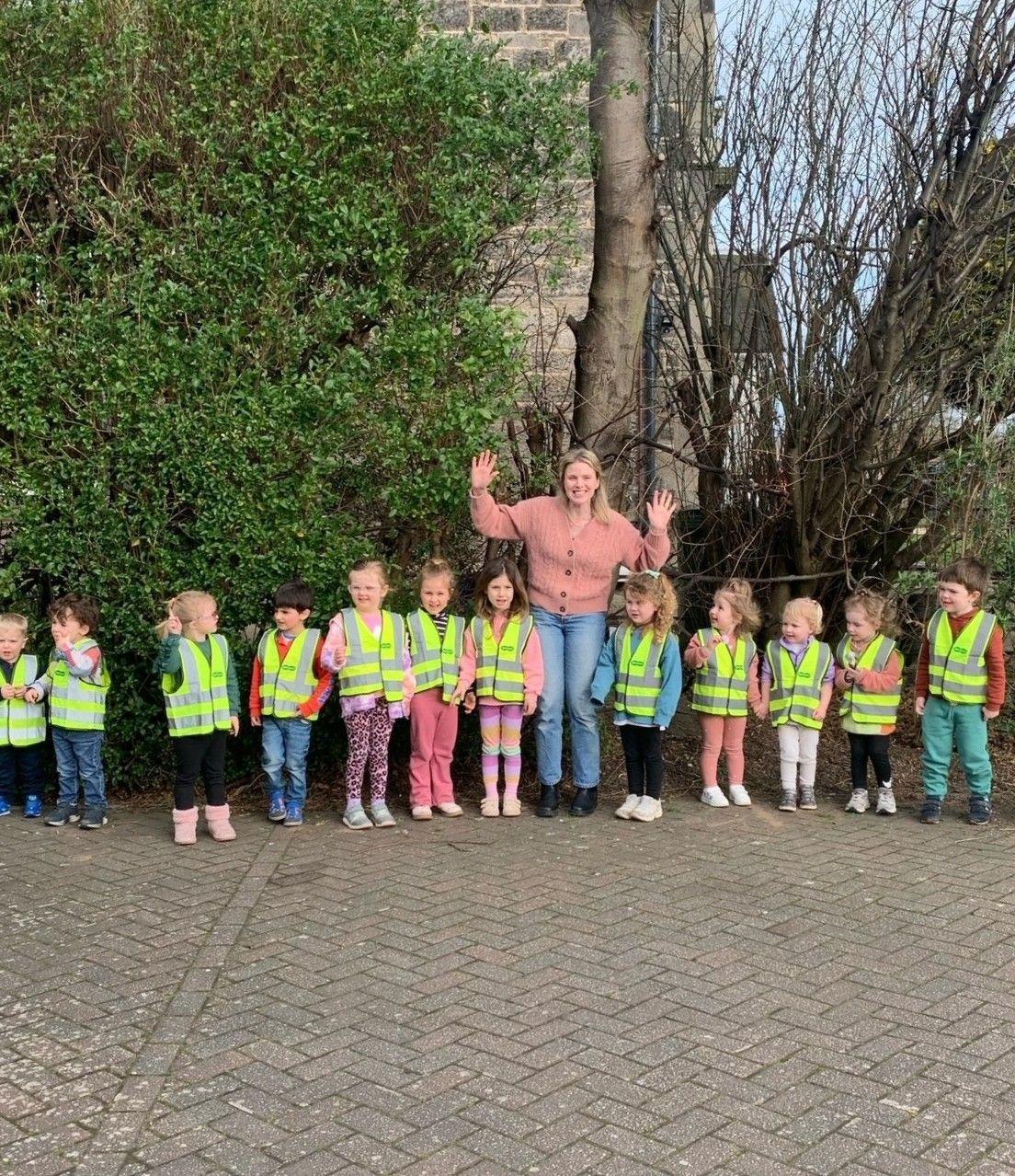 Musselburgh optician teaches local nursery kids the importance of eye care